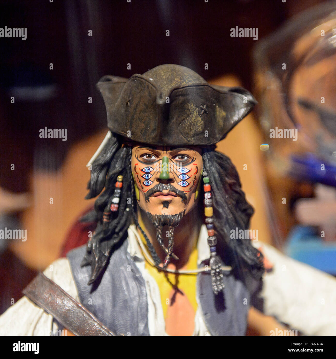 Johnny depp statue hi-res stock photography and images - Alamy