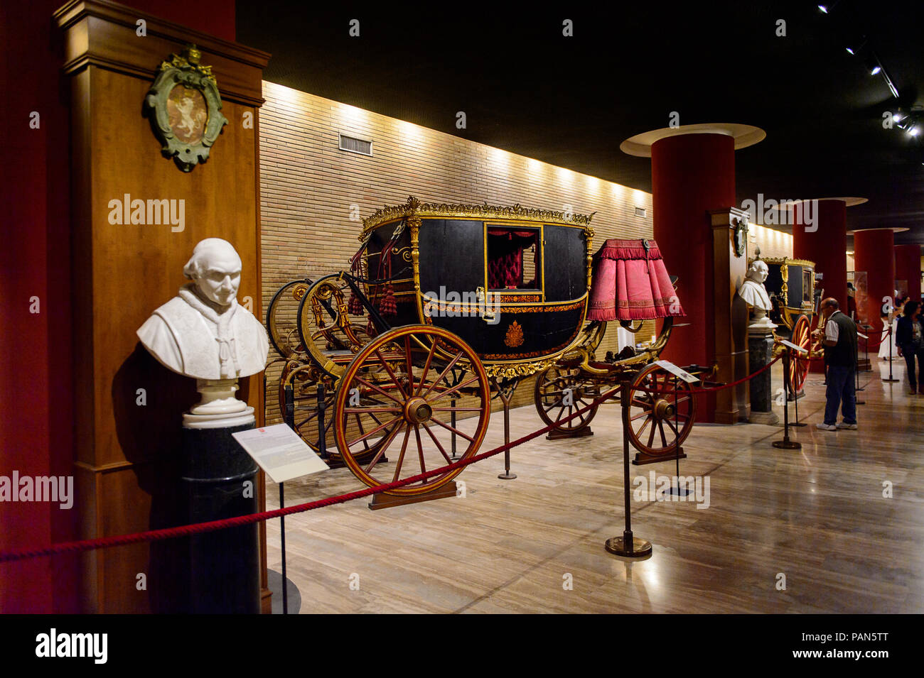 VATICAN, VATICAN CITY - MAY 7, 2016: Carriage in the Hall of the ...