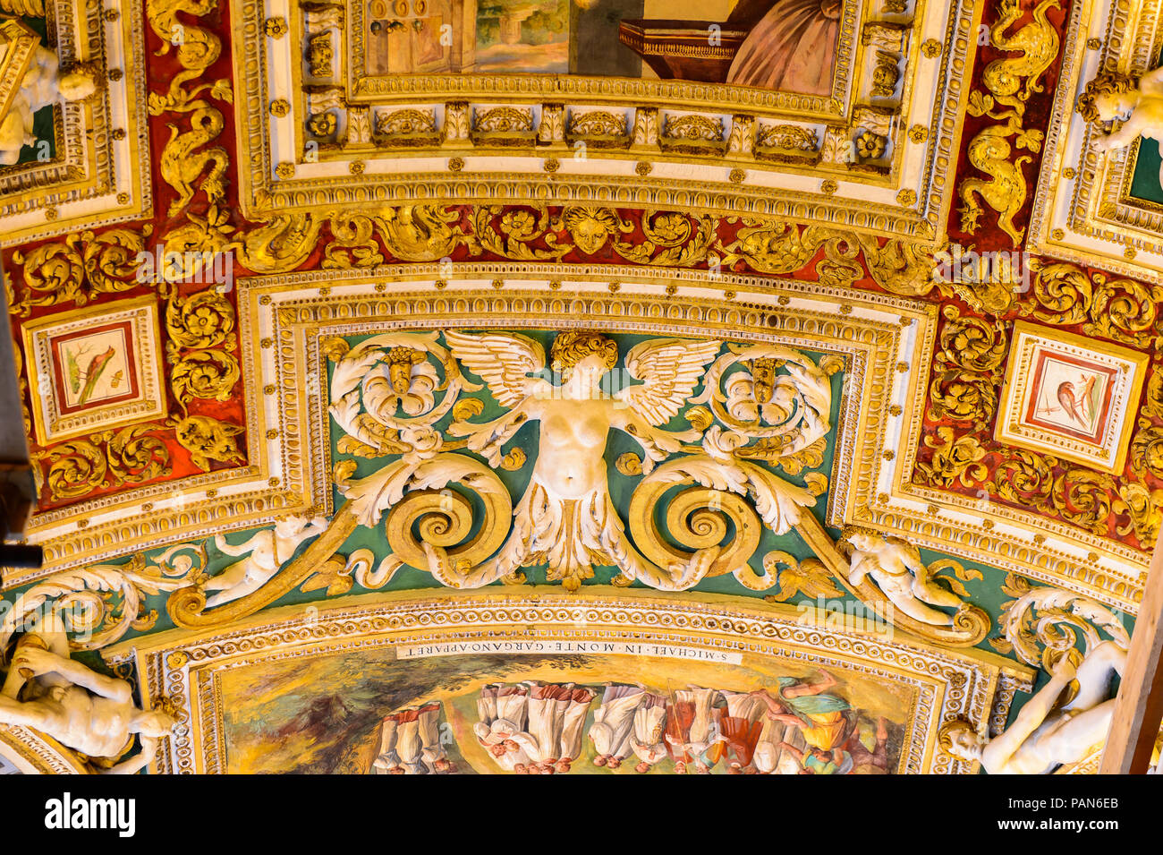 Sistine chapel gallery of maps hi-res stock photography and images - Alamy