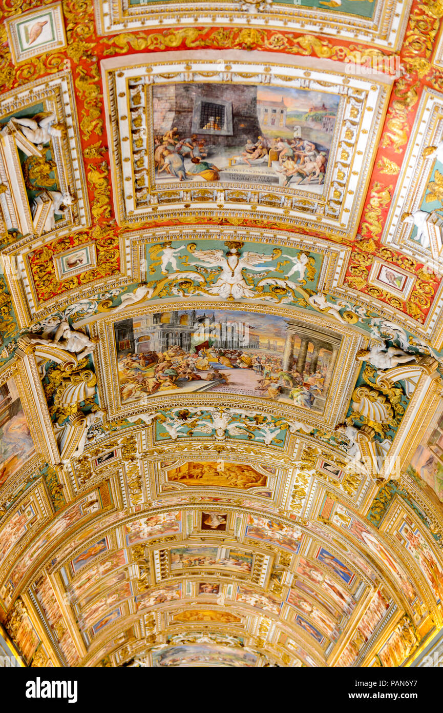 VATICAN, VATICAN CITY - MAY 7, 2016: Paintings on the walls and the ...