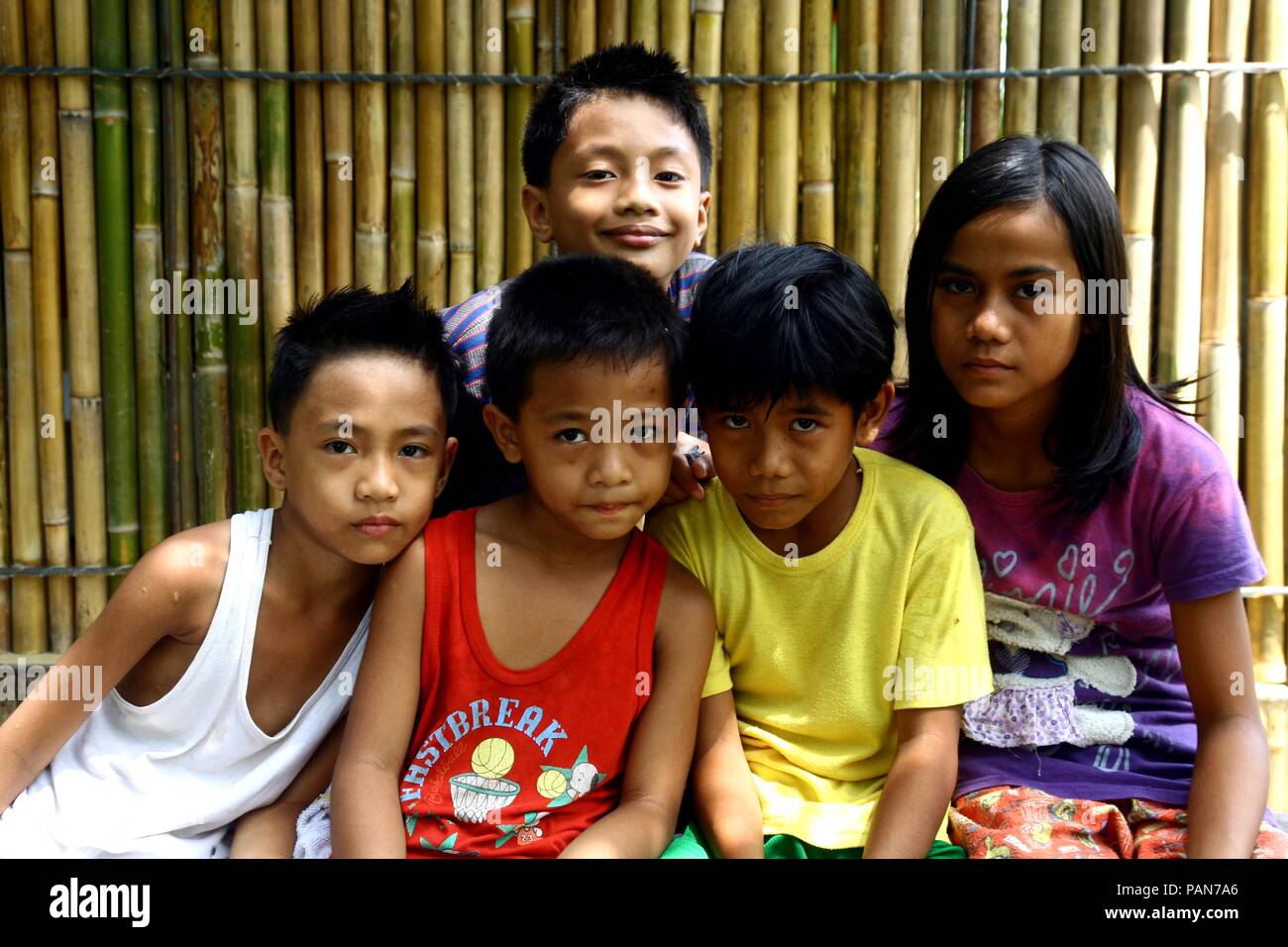 Kids manila hi-res stock photography and images - Alamy