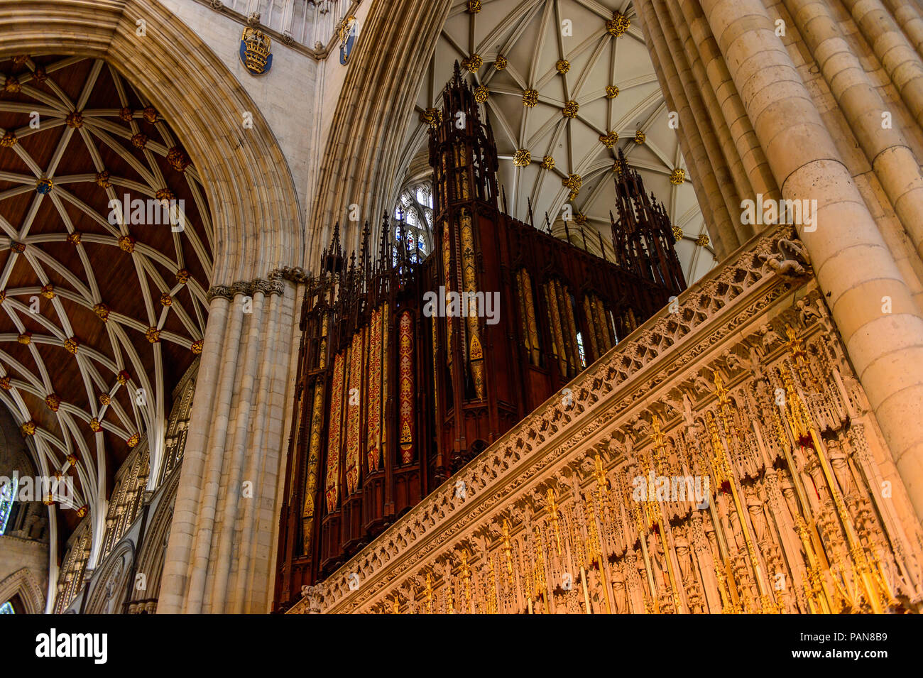 YORK, ENGLAND - july 19, 2016: York Minster (Cathedral and ...
