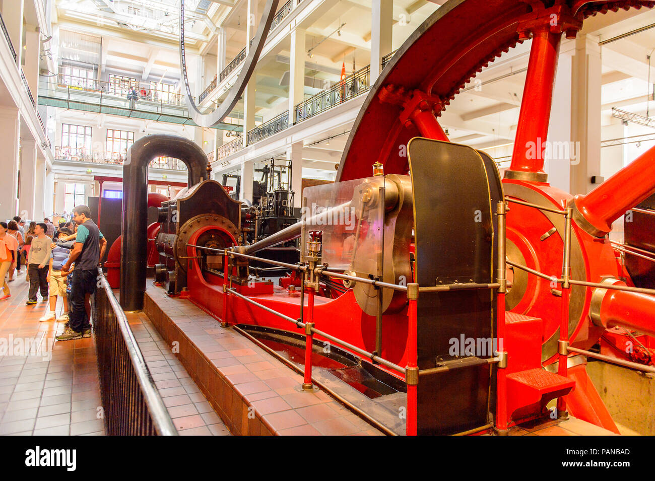 LONDON, ENGLAND - JUL 23, 2016: Vapor engine at the Science Museum, a ...