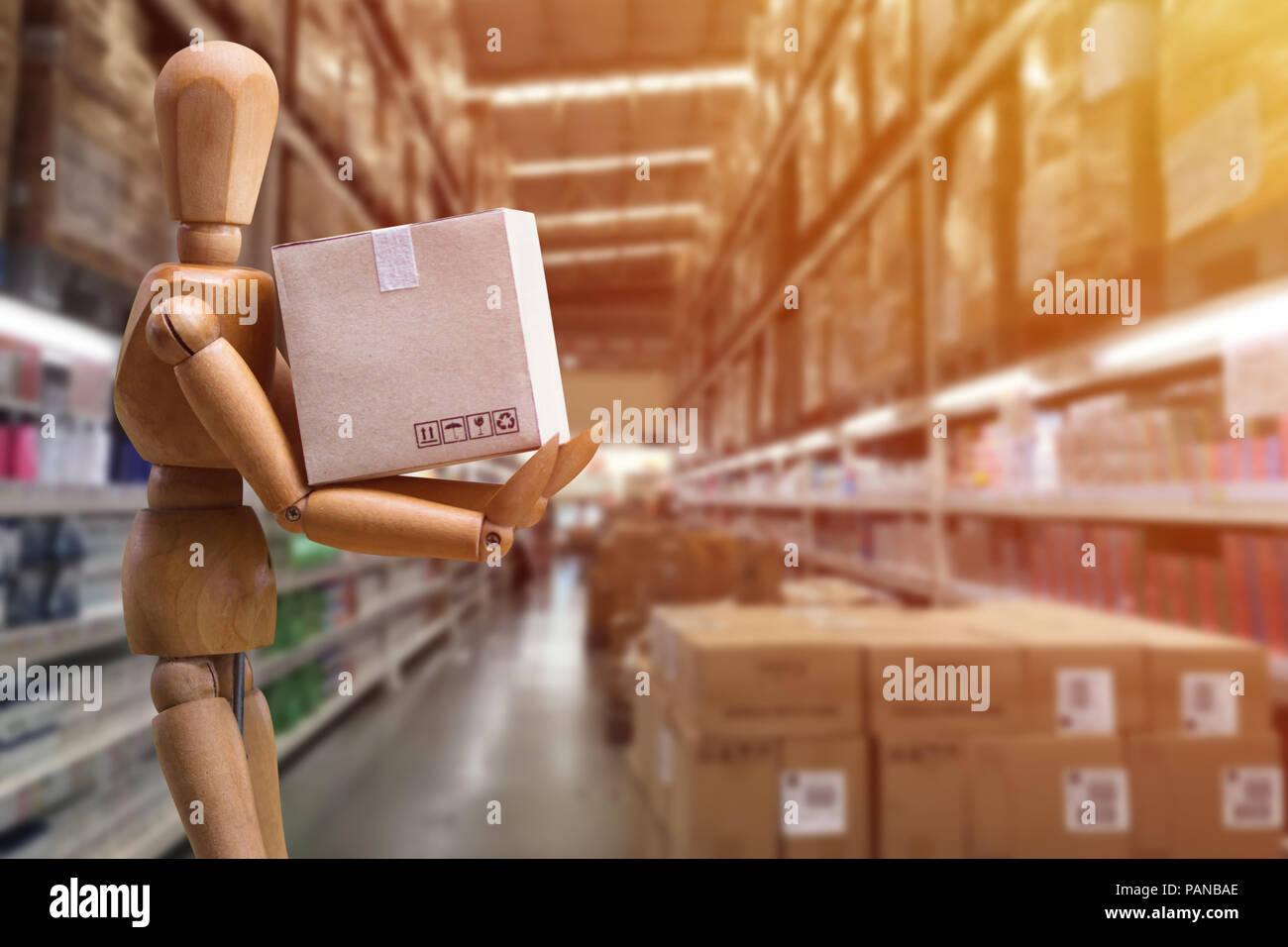 Carton box label conveyor hi-res stock photography and images - Alamy