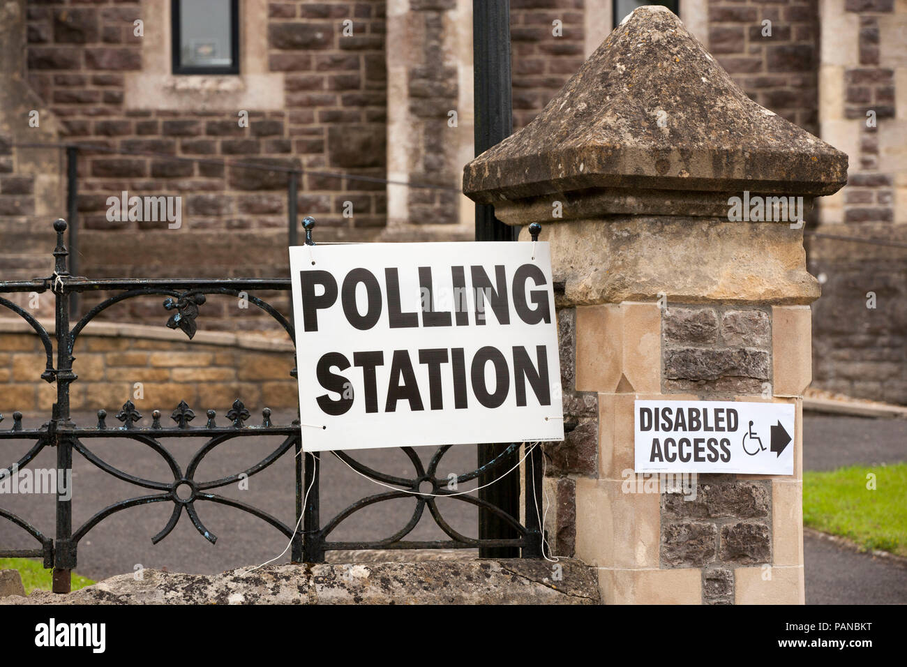 Polling station signage hi-res stock photography and images - Alamy
