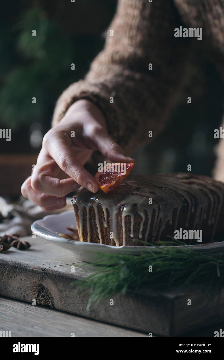 Hand cake hi-res stock photography and images - Alamy