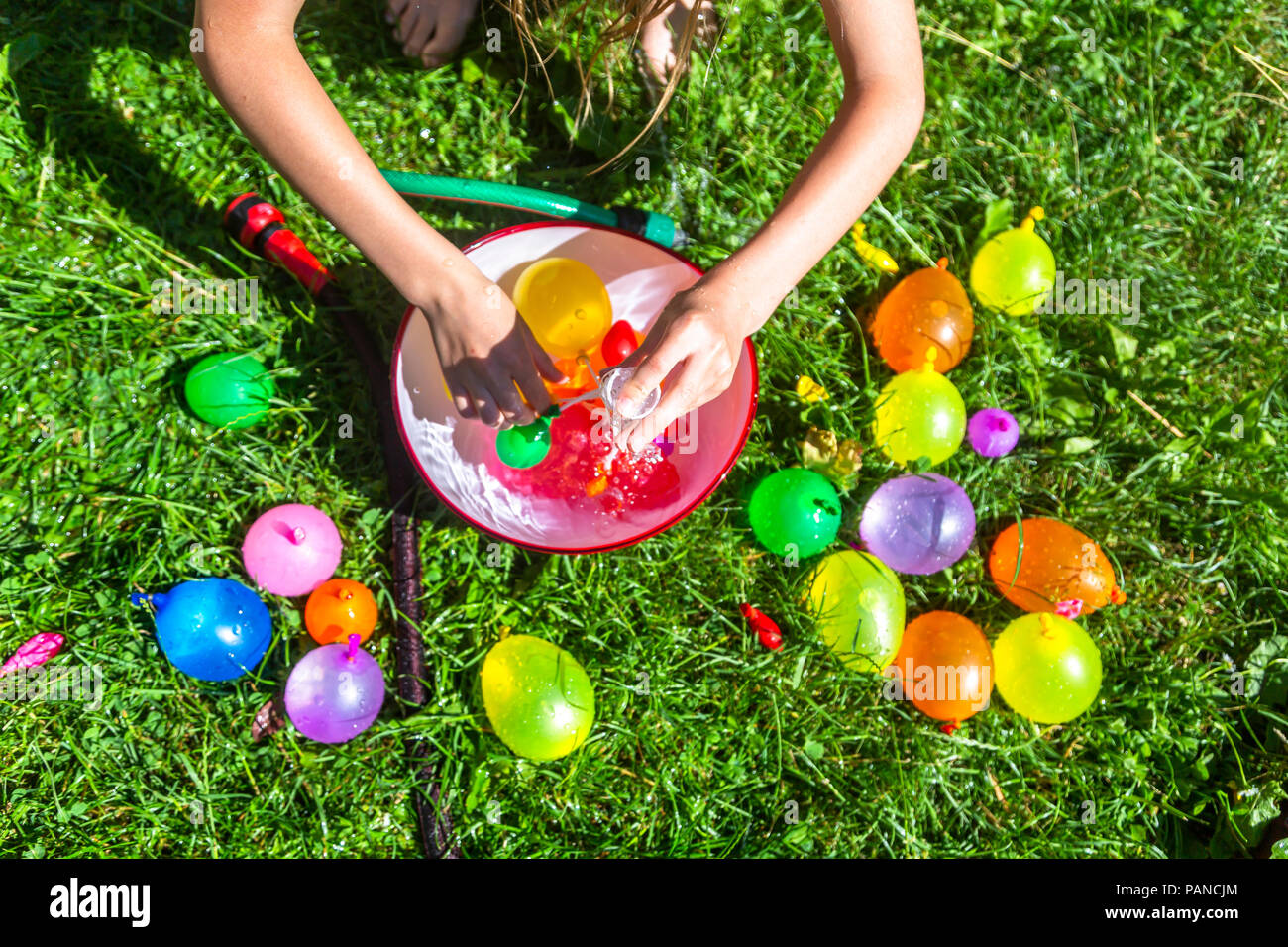 Water bombs hi-res stock photography and images - Alamy
