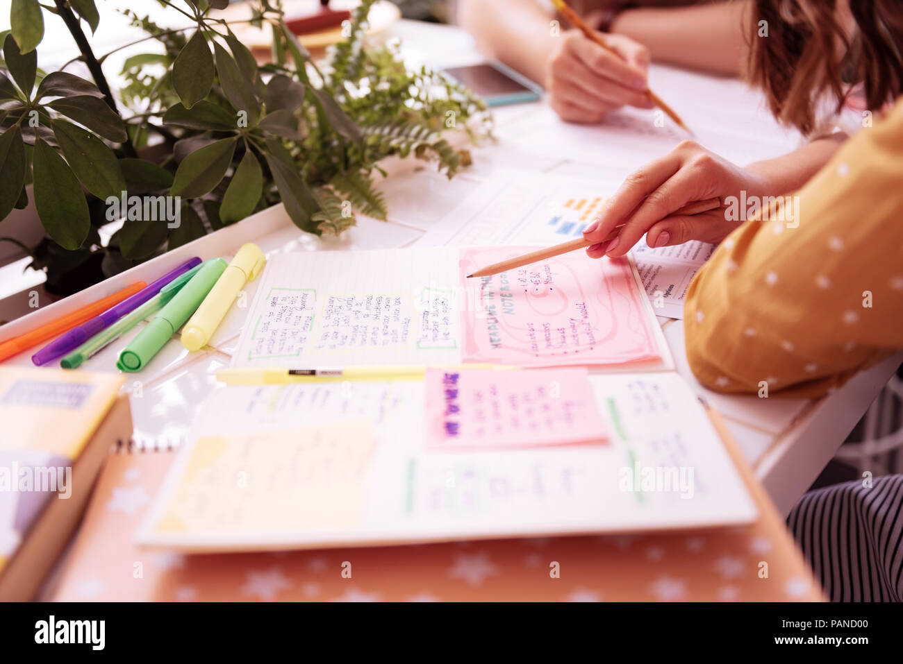 Reading marker hi-res stock photography and images - Alamy