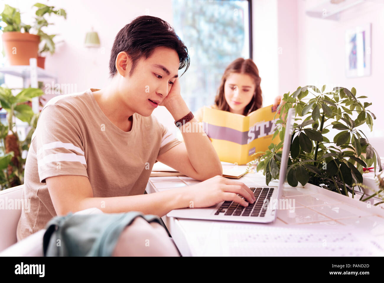 Study break hi-res stock photography and images - Alamy