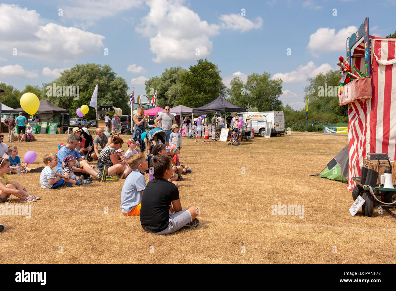 Puppet puppet show hi-res stock photography and images - Alamy