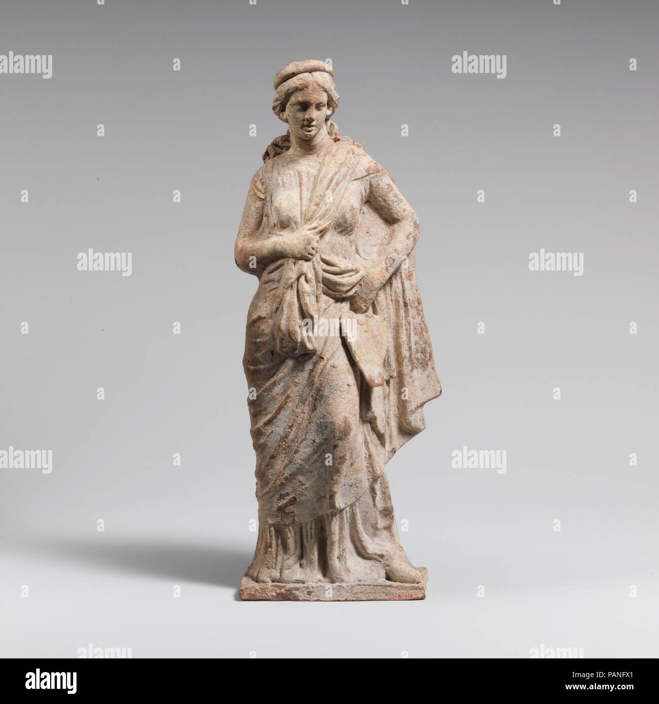 Ancient greek statues bce hi-res stock photography and images - Alamy