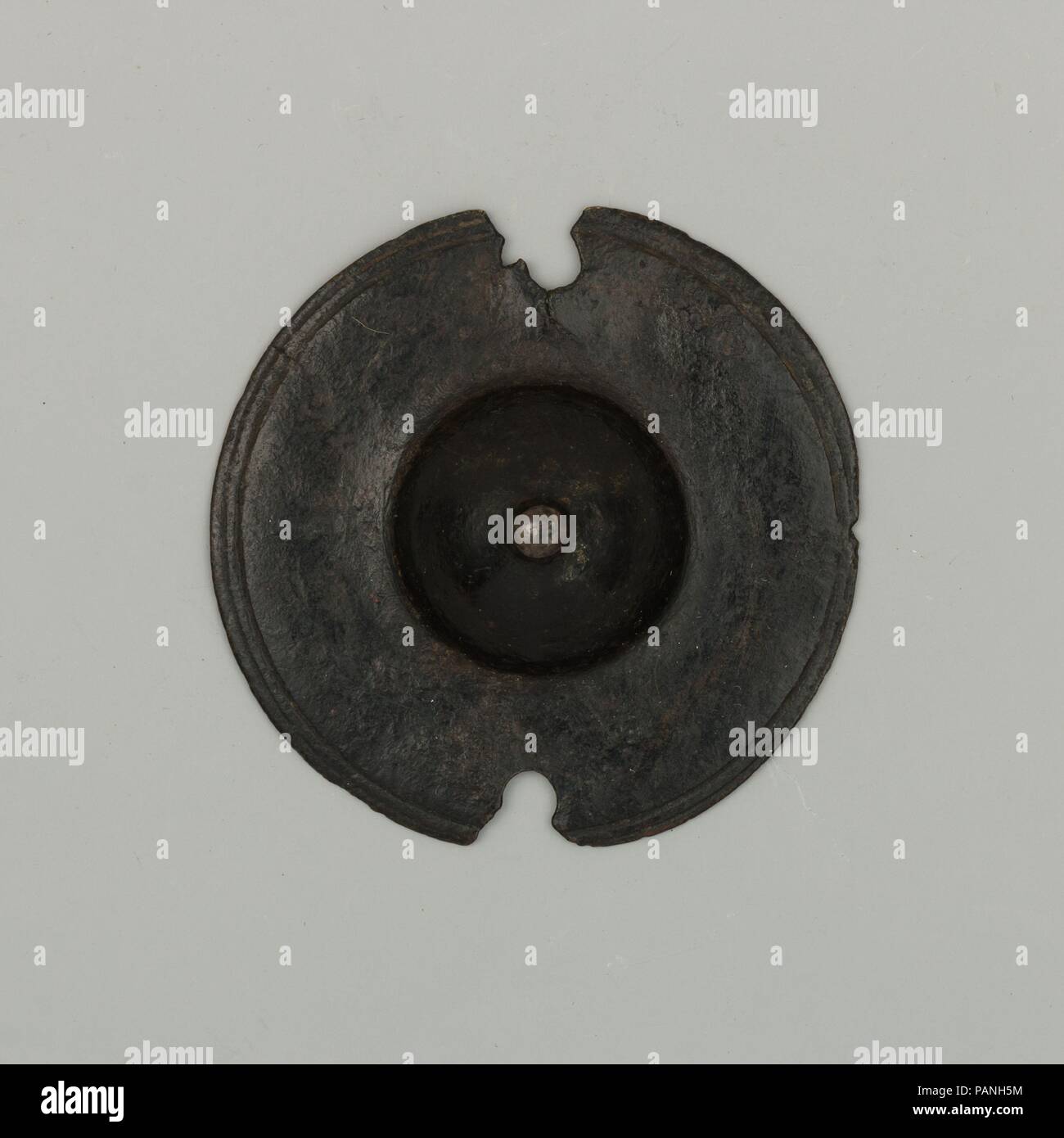 Ancient shield hi-res stock photography and images - Alamy