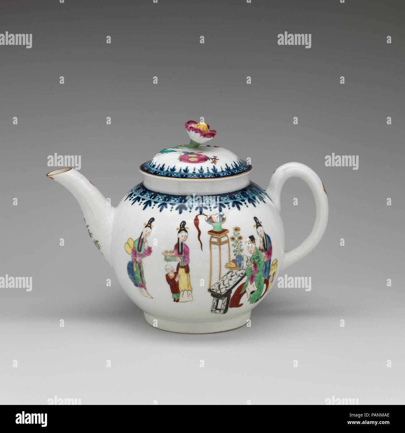 Teapot. Culture: British. Dimensions: 6 x 8 1/2 in. (15.2 x 21.6 cm ...