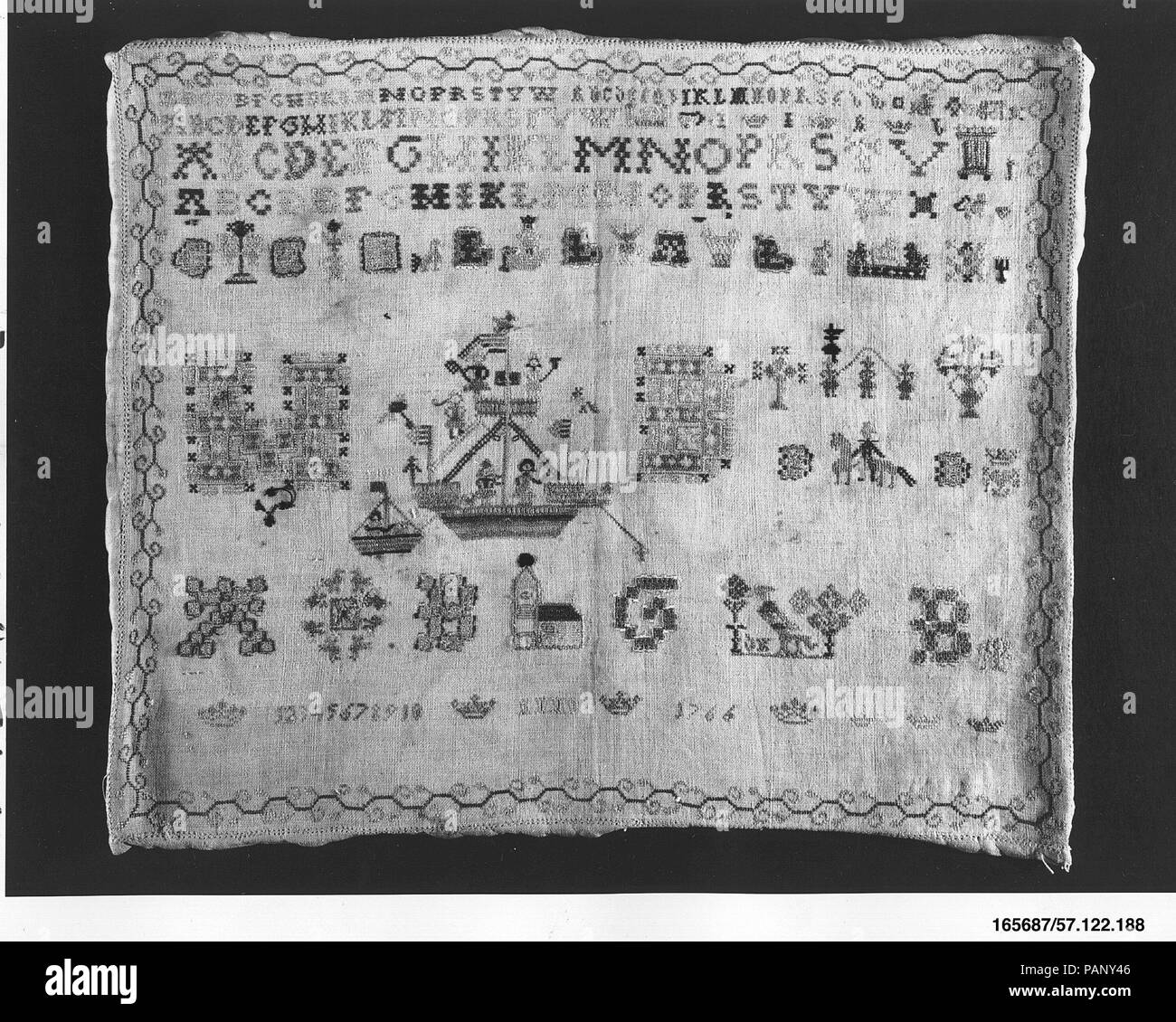 5 18 14 Black and White Stock Photos & Images - Alamy