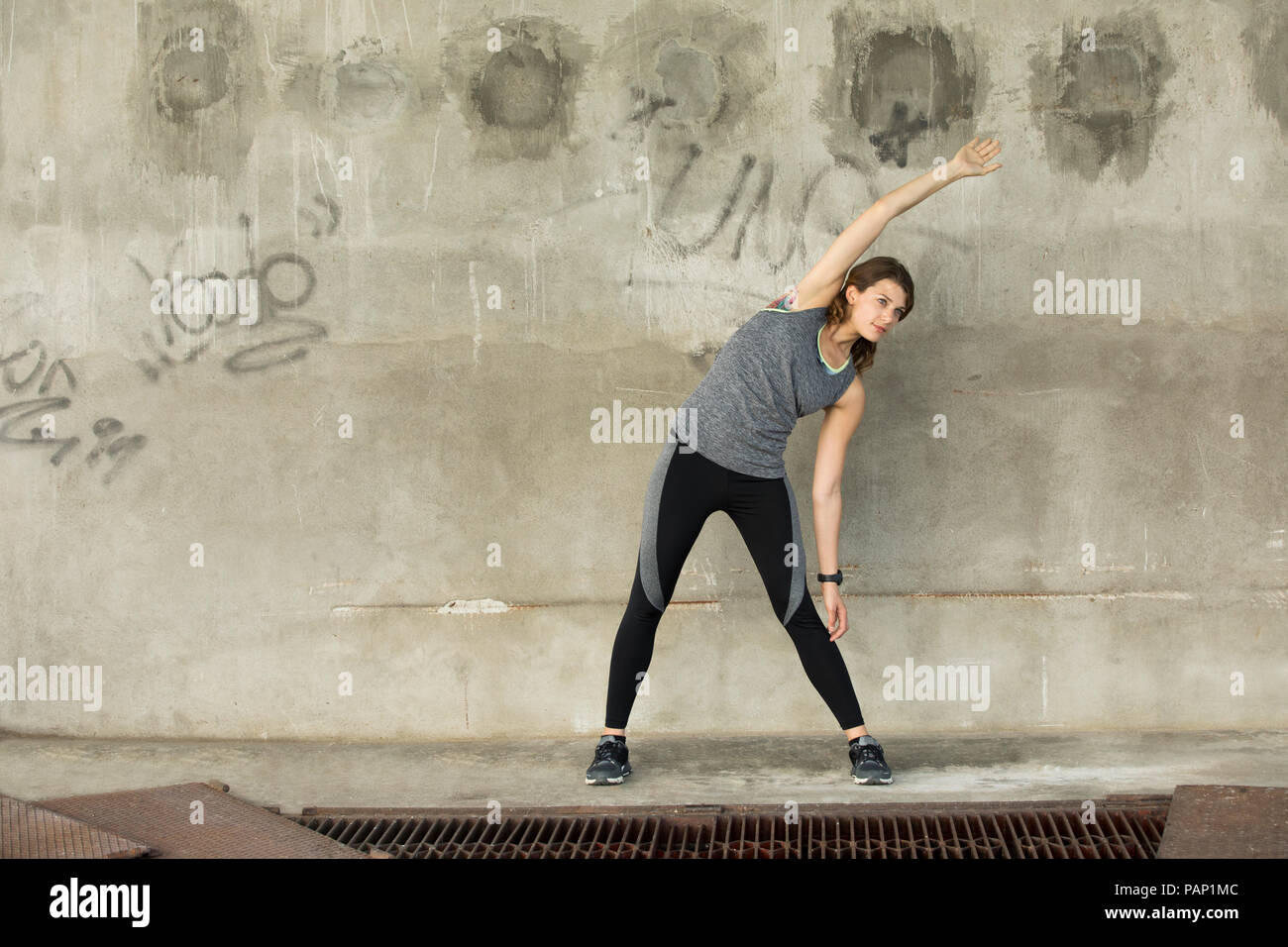 Side bend hi-res stock photography and images - Alamy