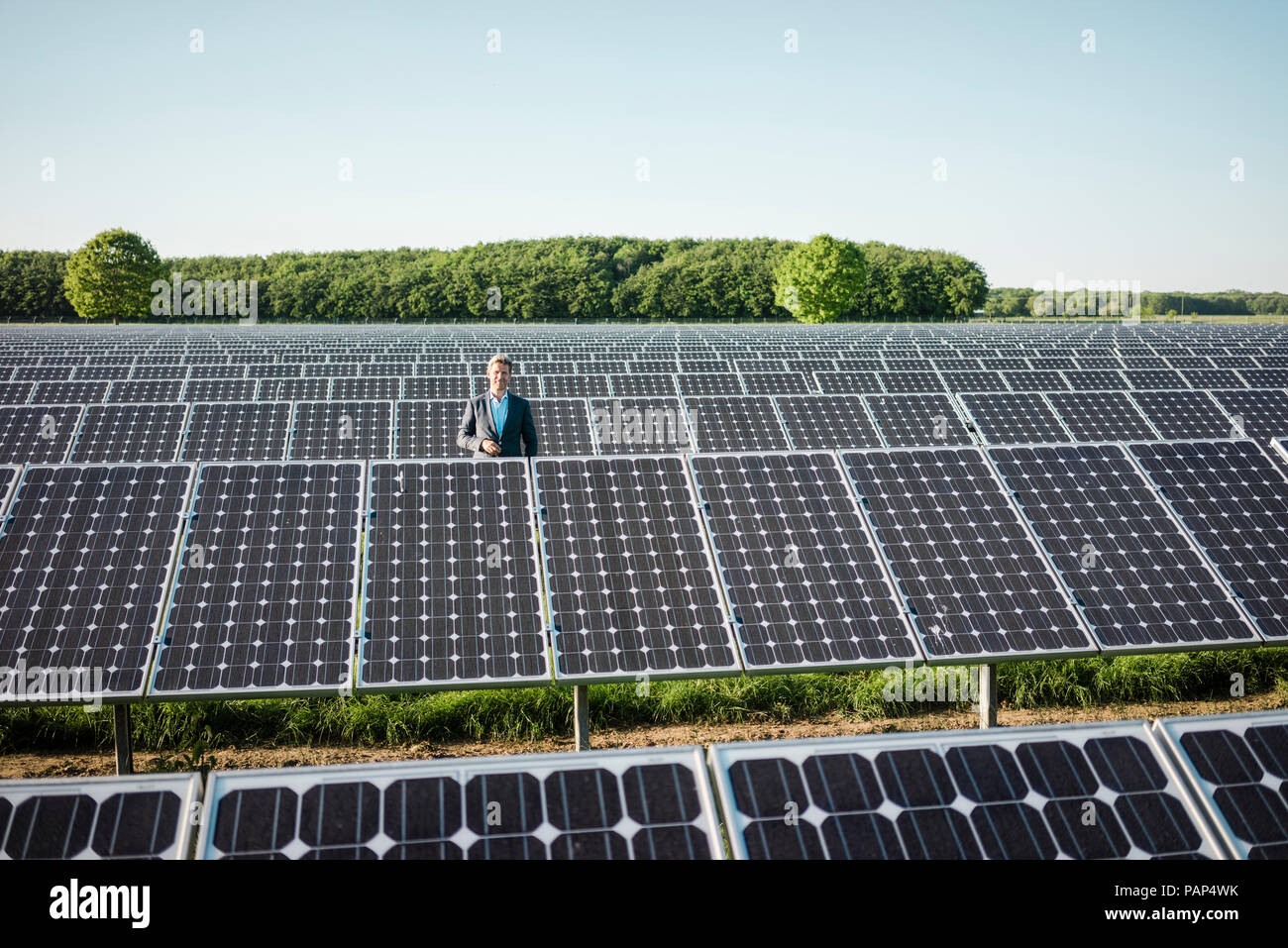 Standing panel hi-res stock photography and images - Alamy