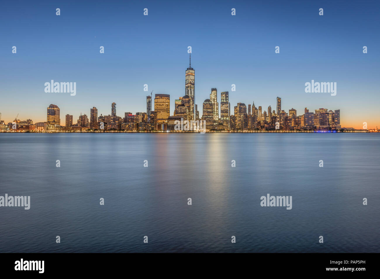 Sky jersey city high rise hi-res stock photography and images - Alamy