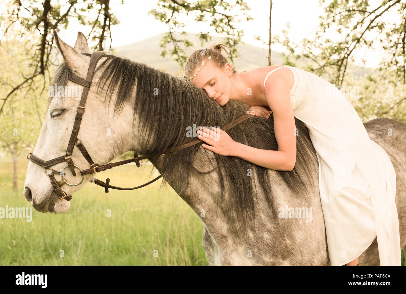 Woman horse riding dress hi-res stock photography and images - Alamy