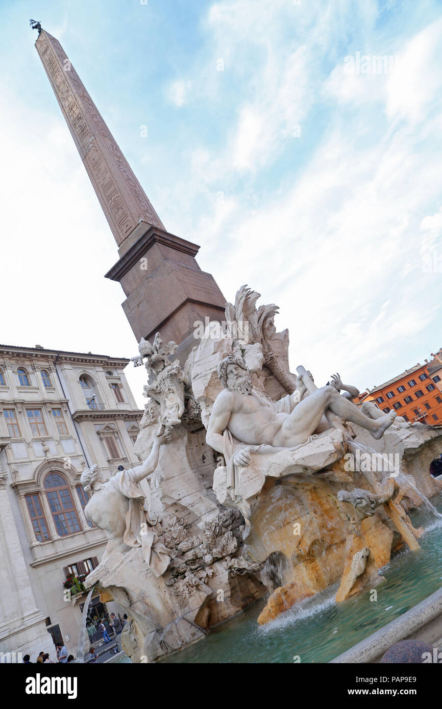 Italy navona plaza fountain of the four rivers hi-res stock photography ...