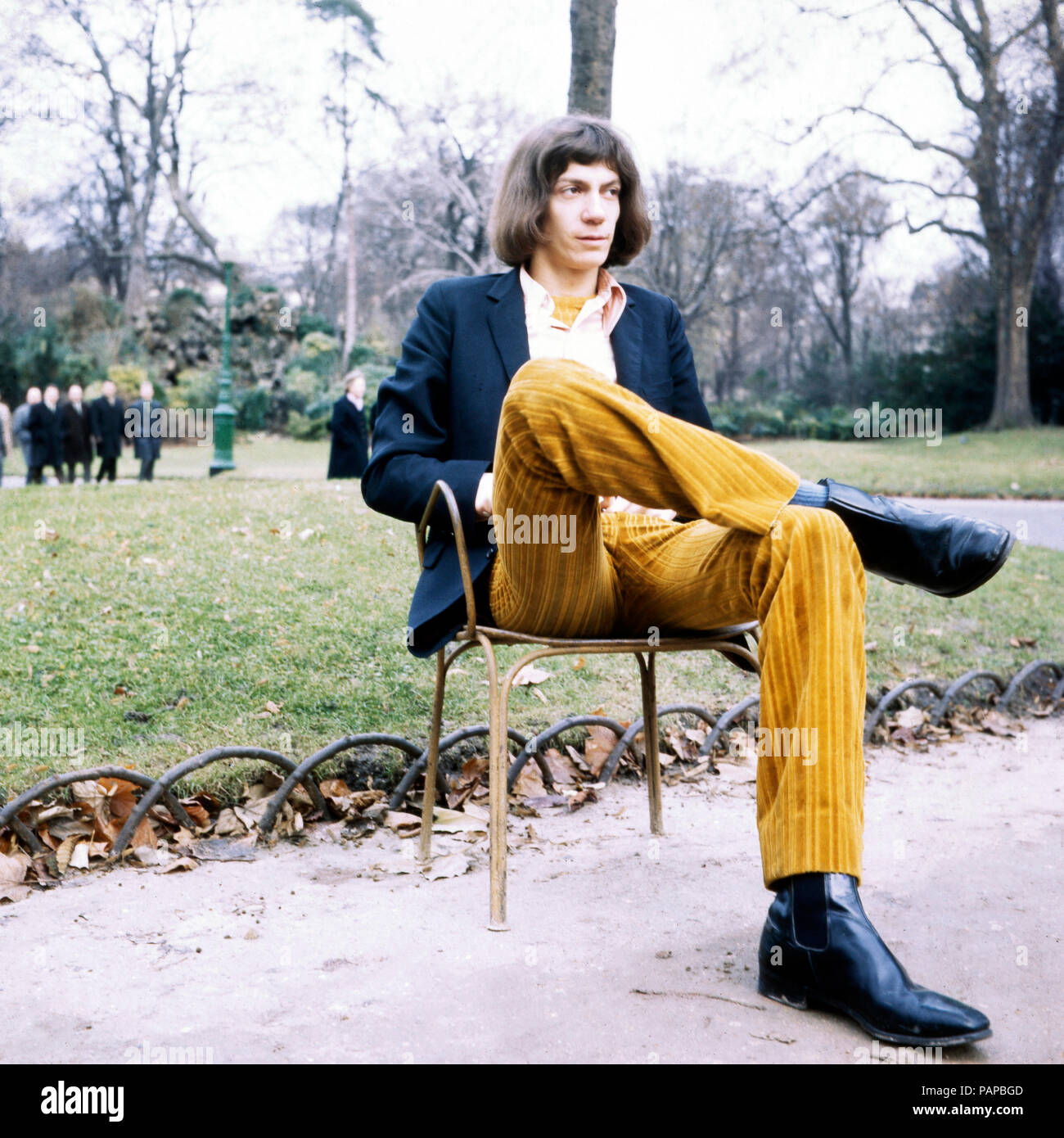 Der französische Schlager- und Protestsänger Antoine im Parc Monceau in ...