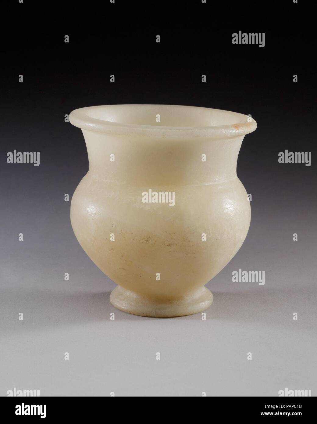 Alabaster jar hi-res stock photography and images - Alamy