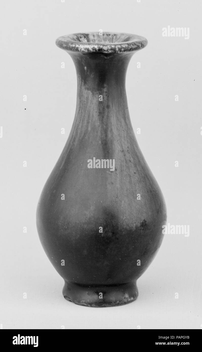 Vase. Culture: Japan. Dimensions: H. 5 1/2 in. (14 cm). Date: 17th ...
