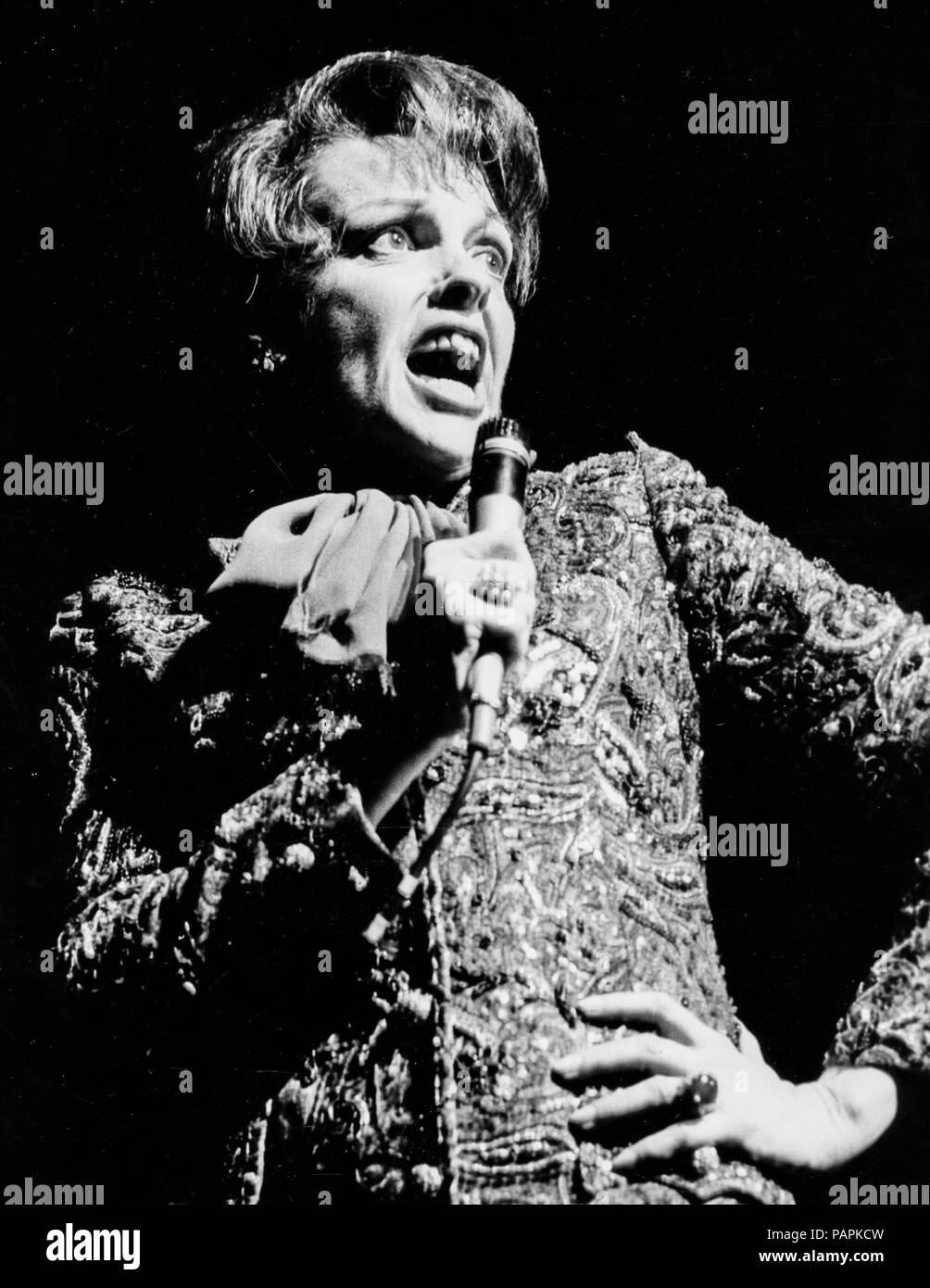 The judy garland show Black and White Stock Photos & Images - Alamy