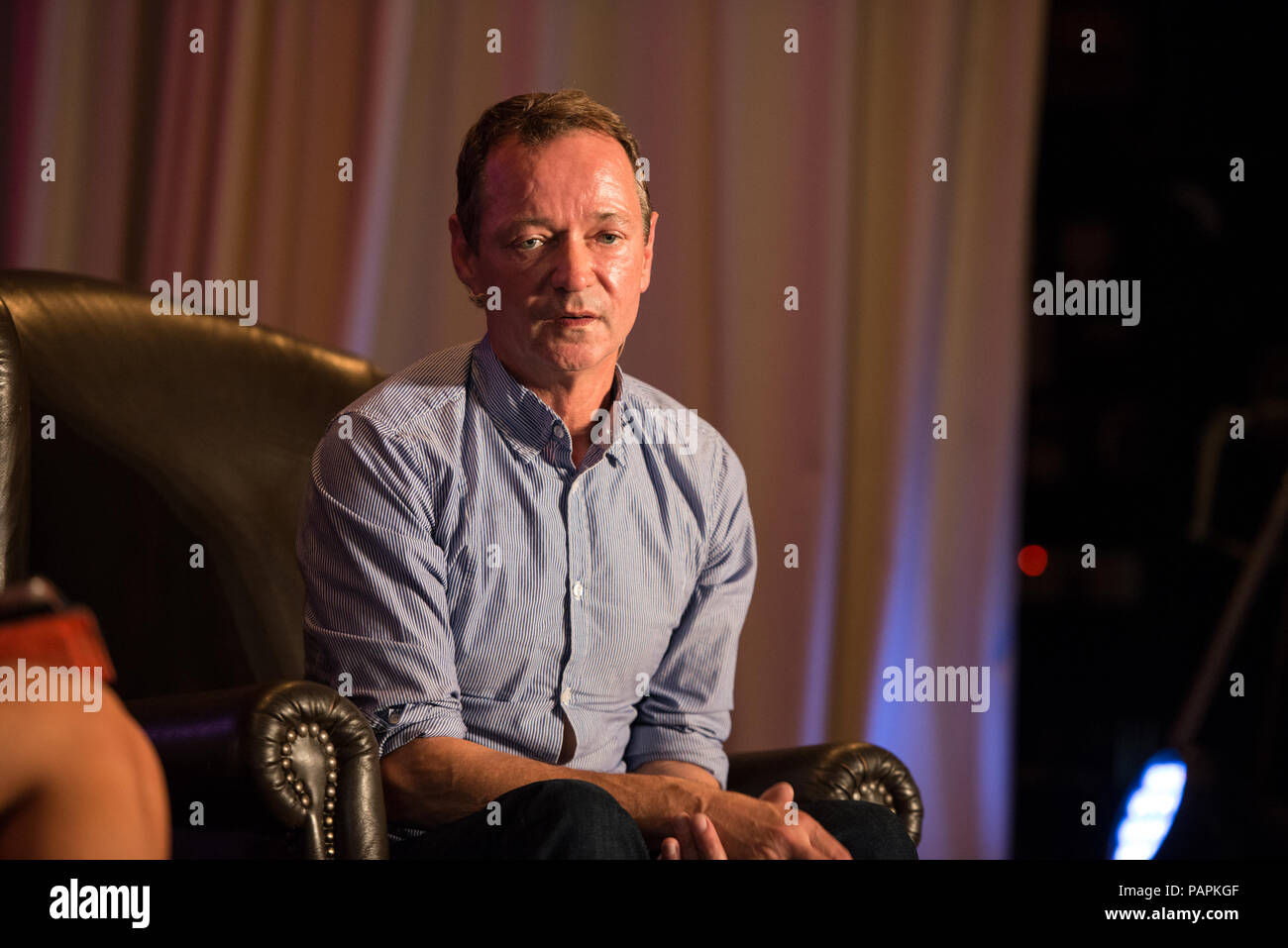Paul abbott hi-res stock photography and images - Alamy