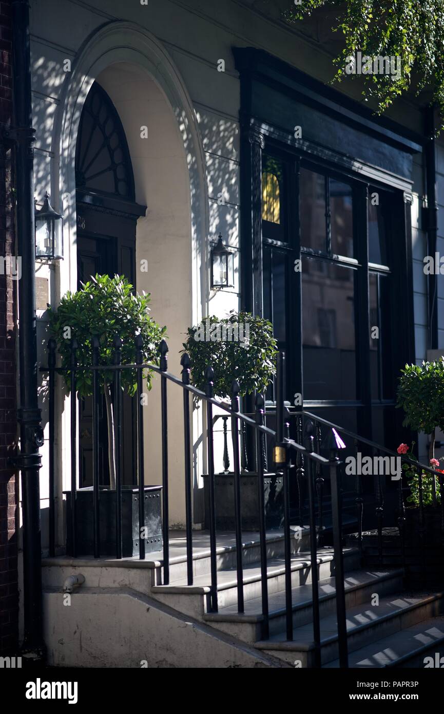 Berkeley Square, London Stock Photo - Alamy