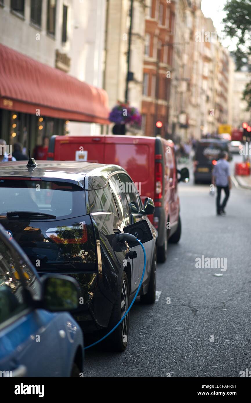 Berkeley Square, London Stock Photo - Alamy
