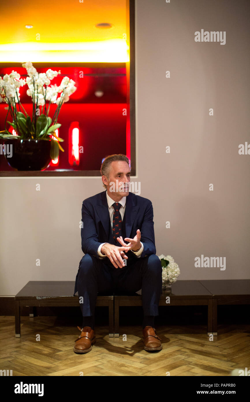 Psychologist Jordan Peterson, the world's most controversial ...