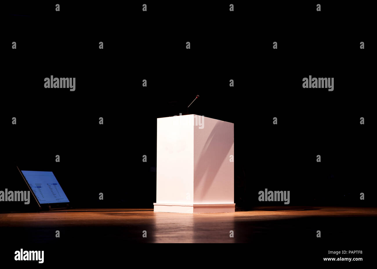 Vector chair hi-res stock photography and images - Alamy