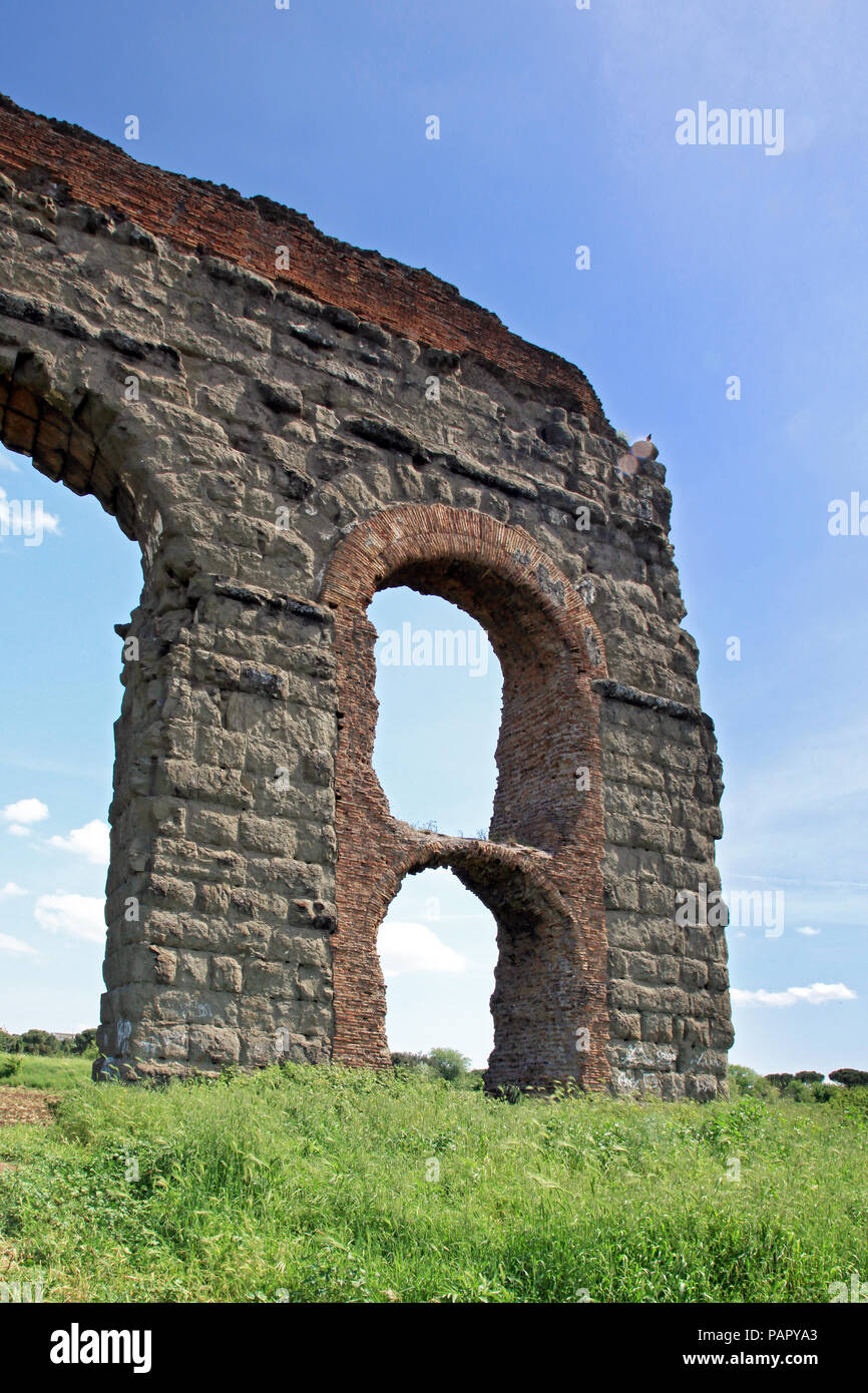 stone arches of ancient Roman aqueduct Stock Photo - Alamy