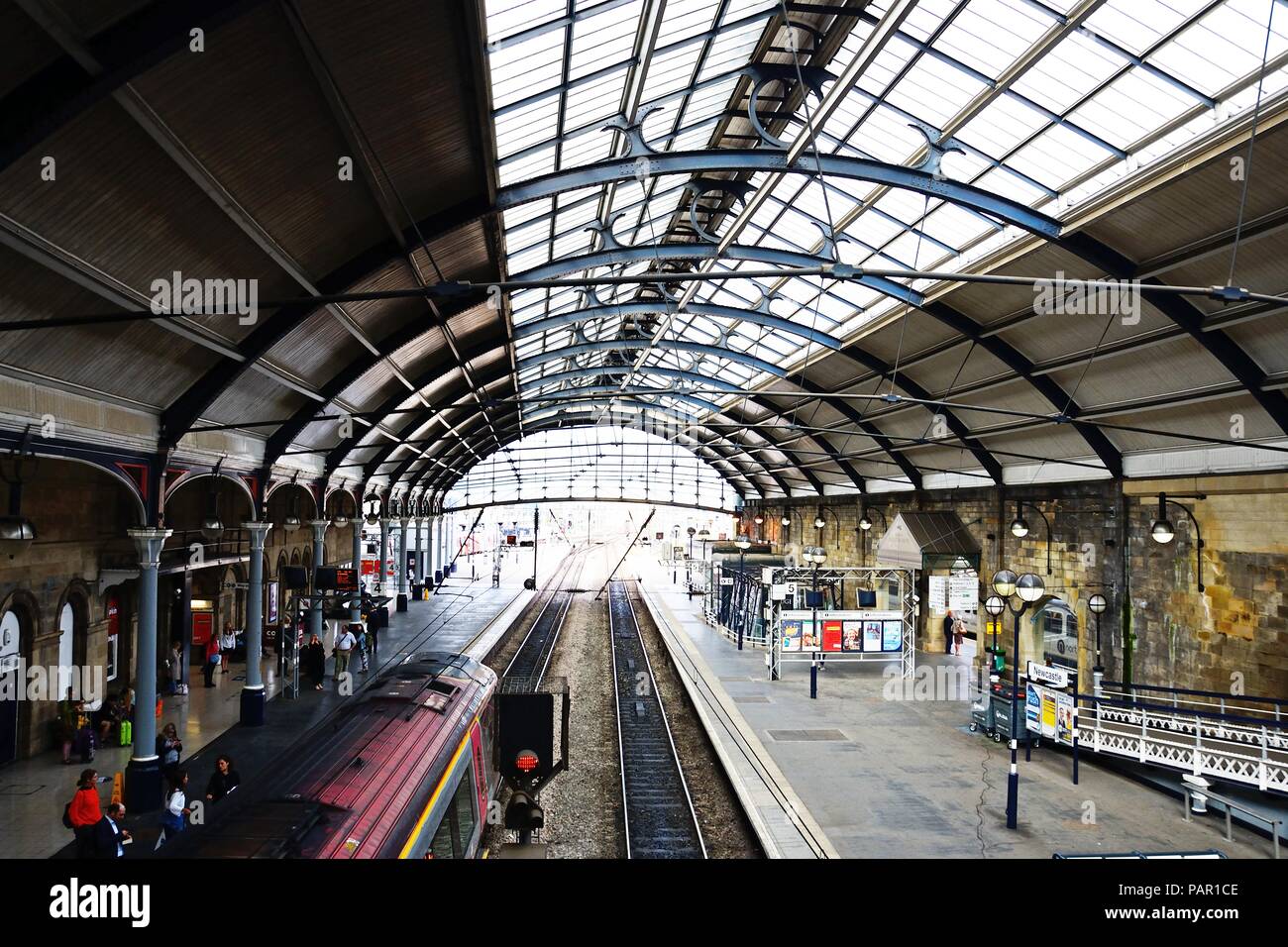 Newcastle railway hi-res stock photography and images - Alamy