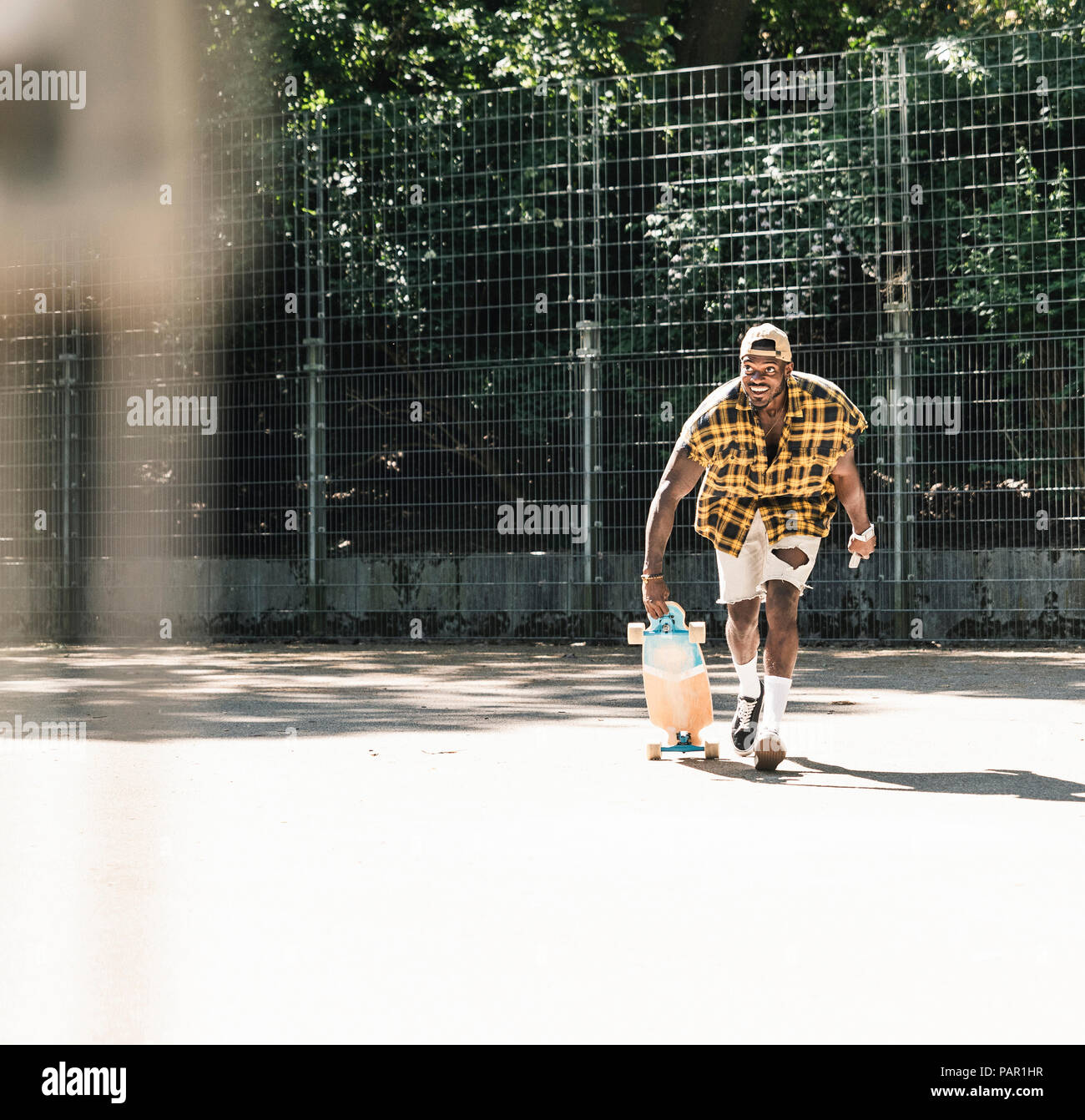 Young sports man in baseball hi-res stock photography and images - Alamy