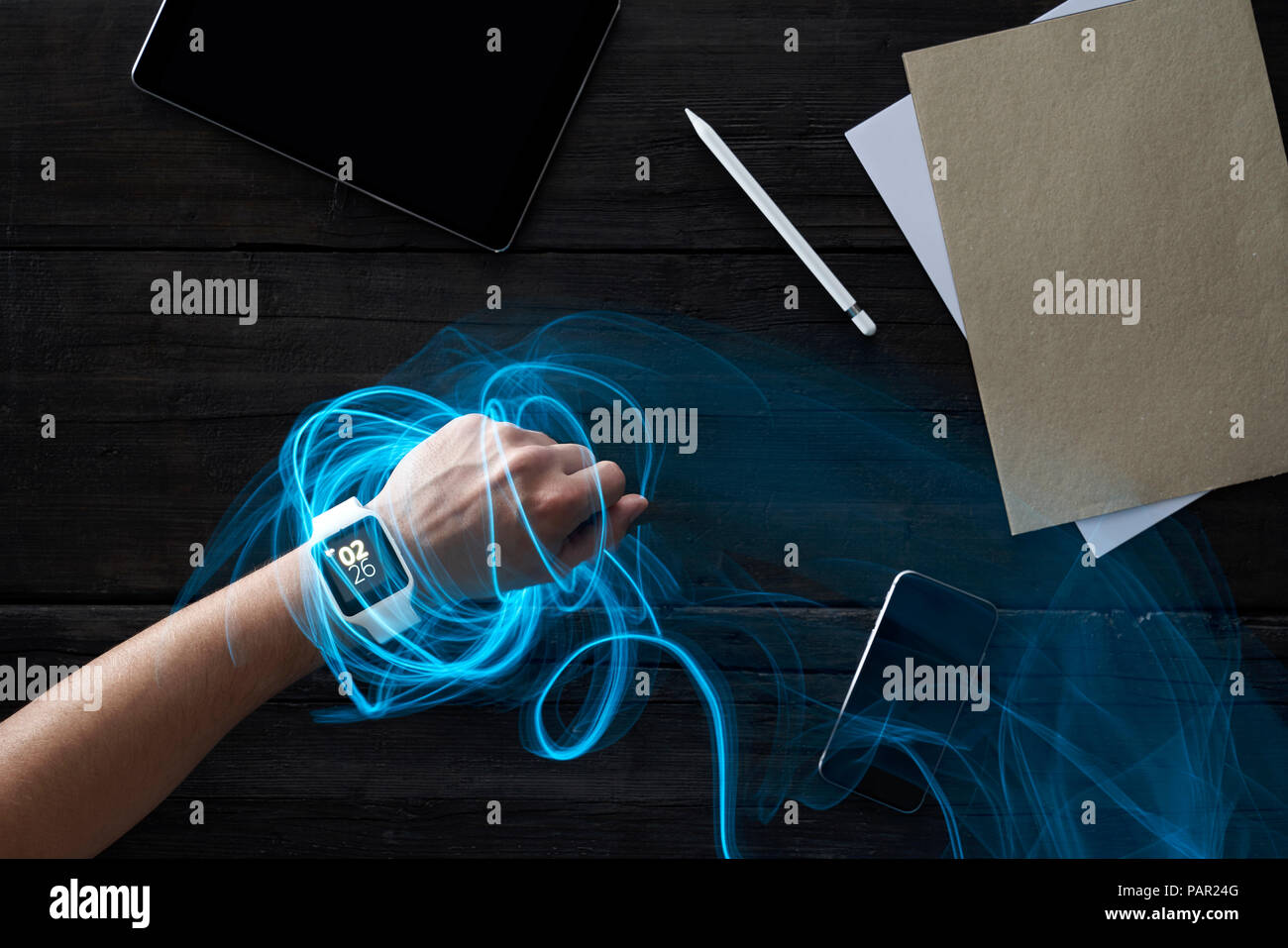 Connecting to portable devices hi-res stock photography and images - Alamy