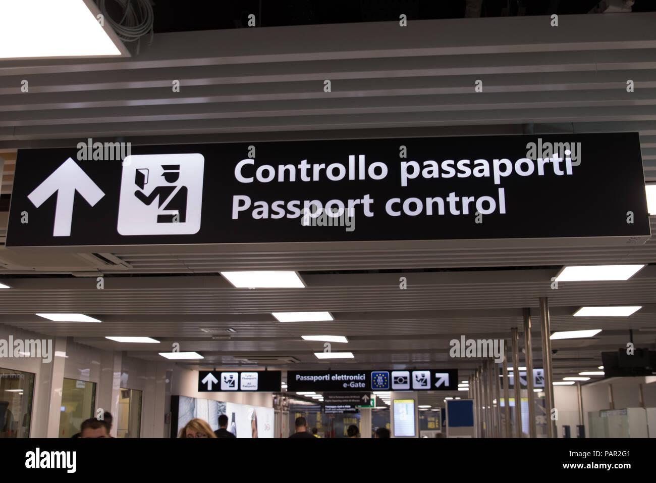 Passport control hi-res stock photography and images - Alamy