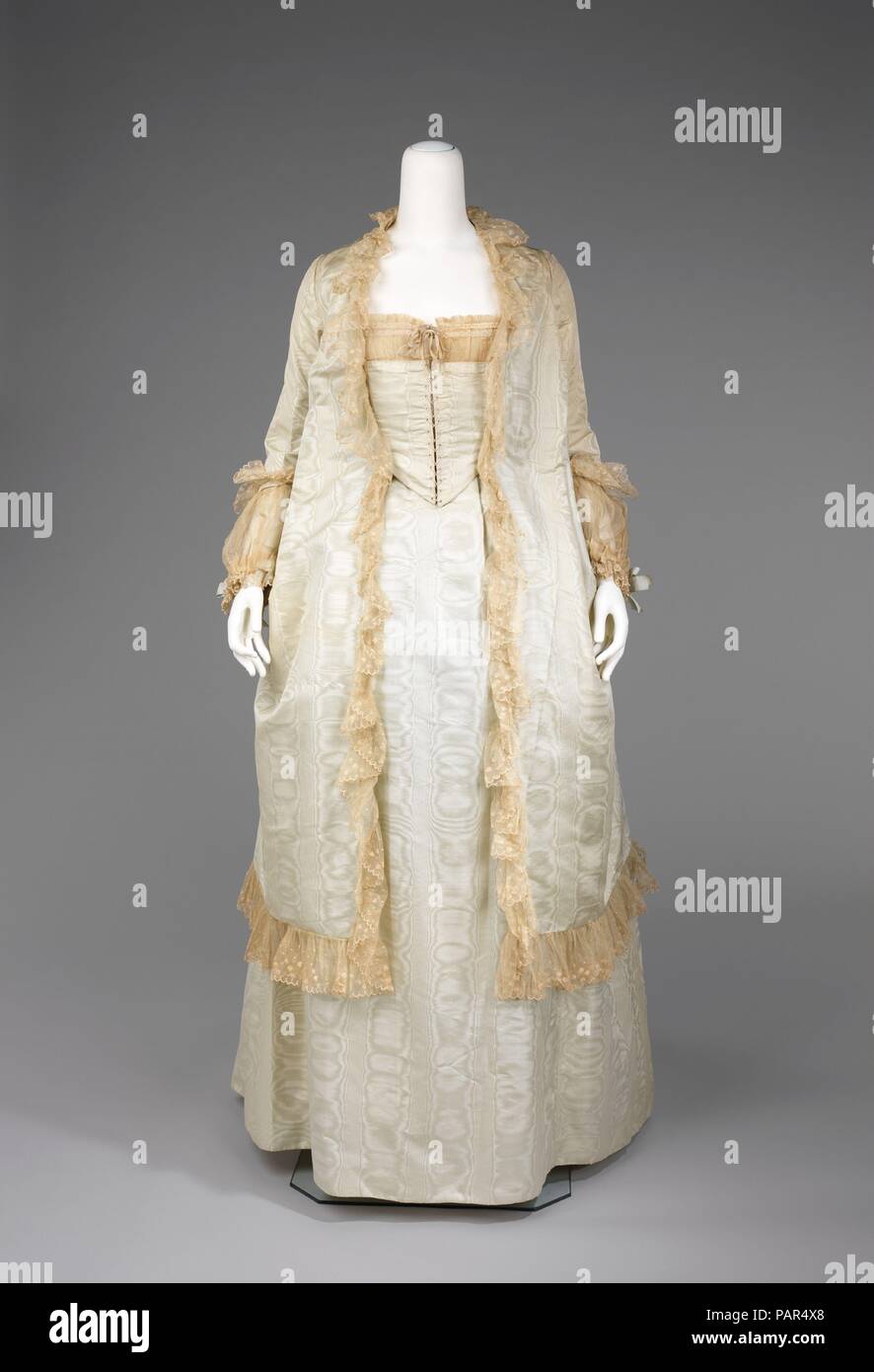 Redingote simple hi-res stock photography and images - Alamy