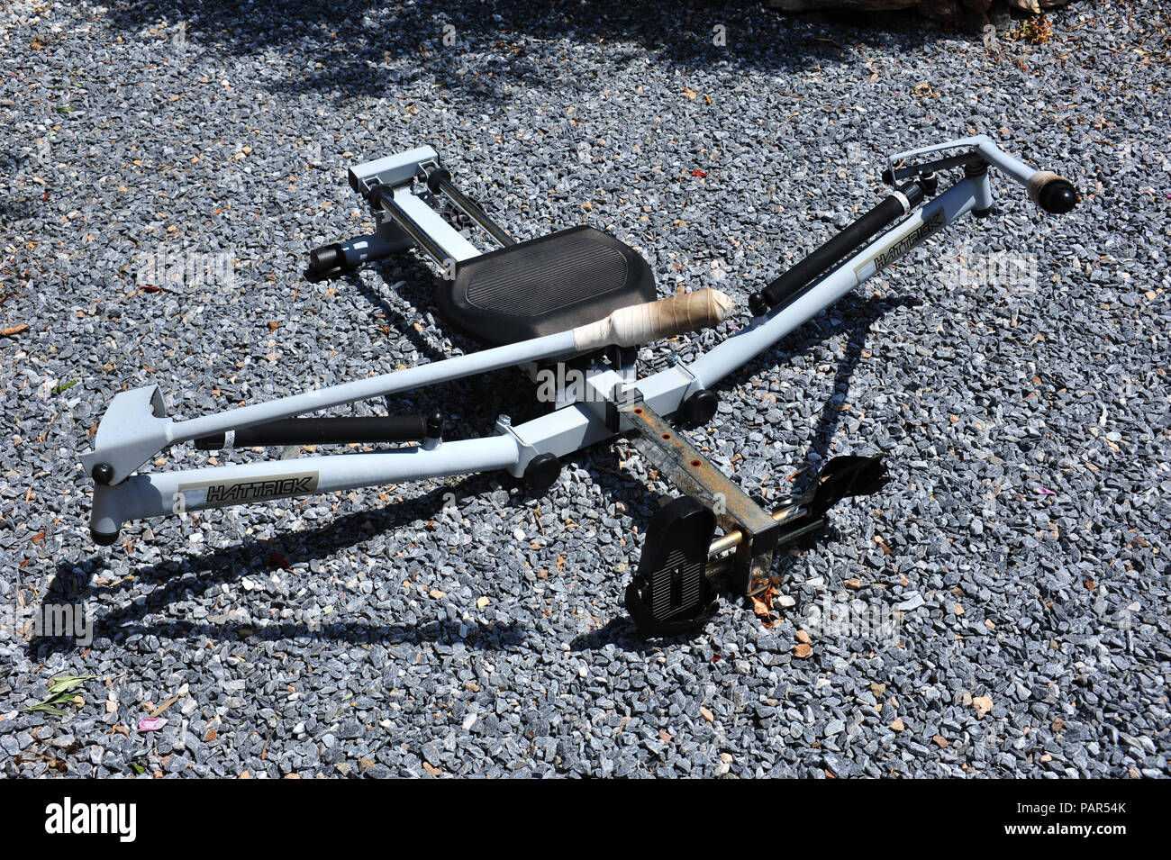 Old rowing machine hi-res stock photography and images - Alamy