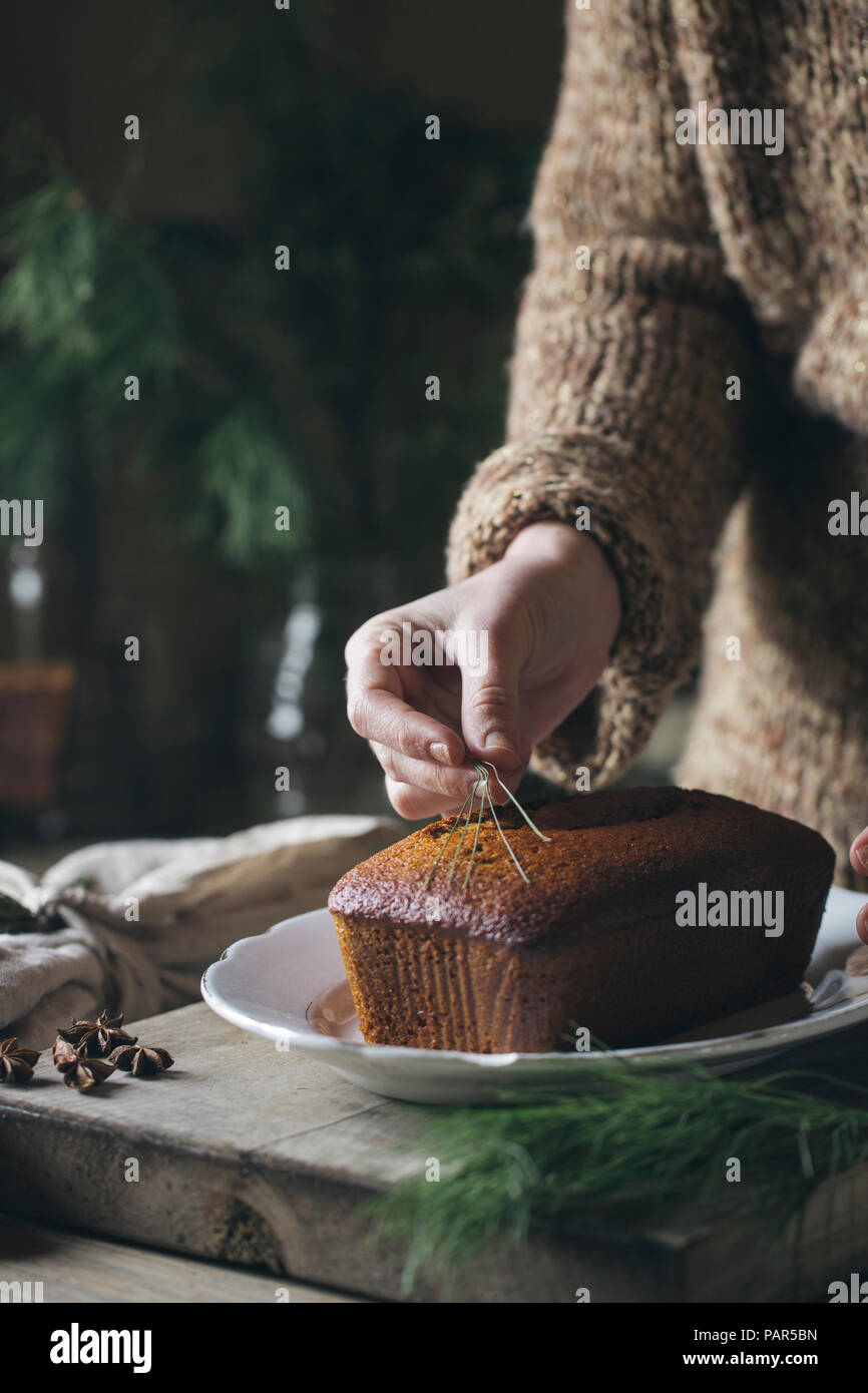 Hand cake hi-res stock photography and images - Alamy