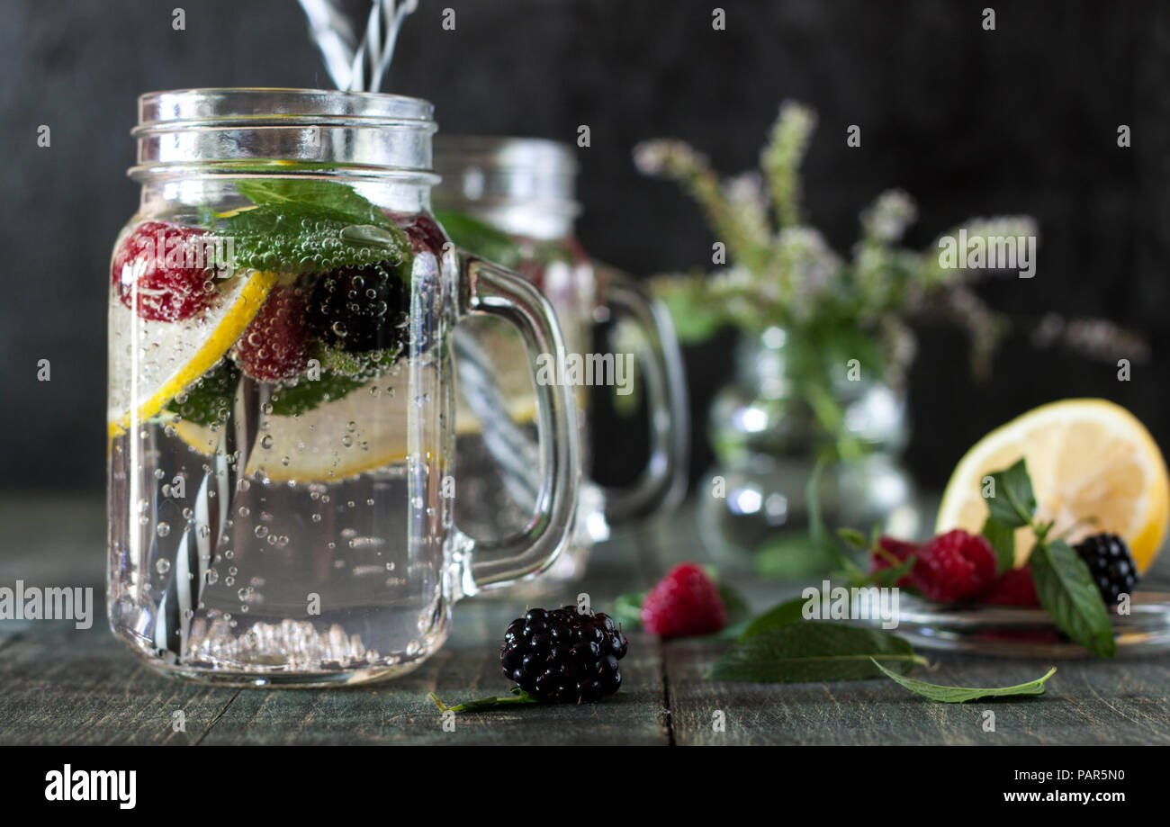Cool lemon drink Stock Photo - Alamy