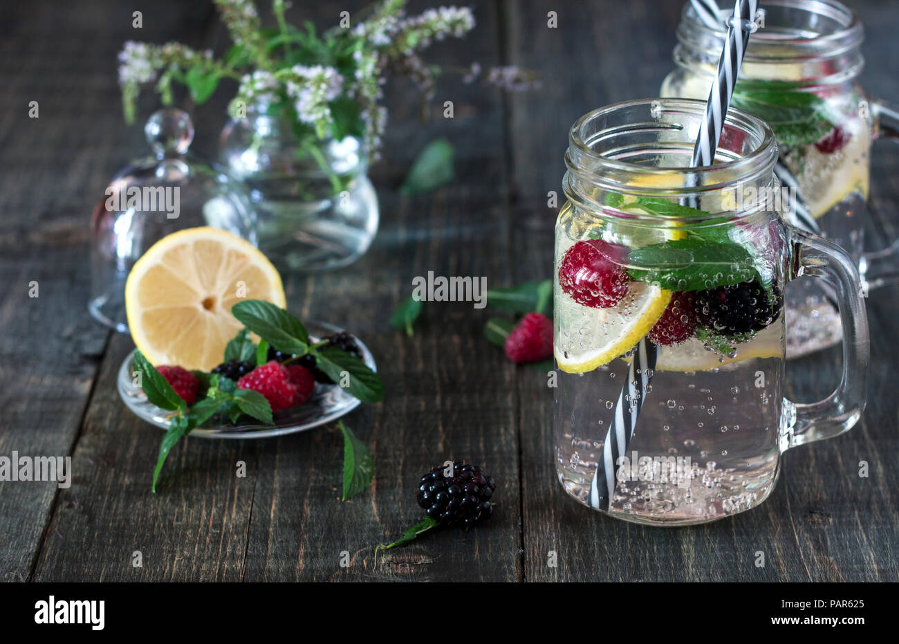 Cool lemon drink Stock Photo - Alamy