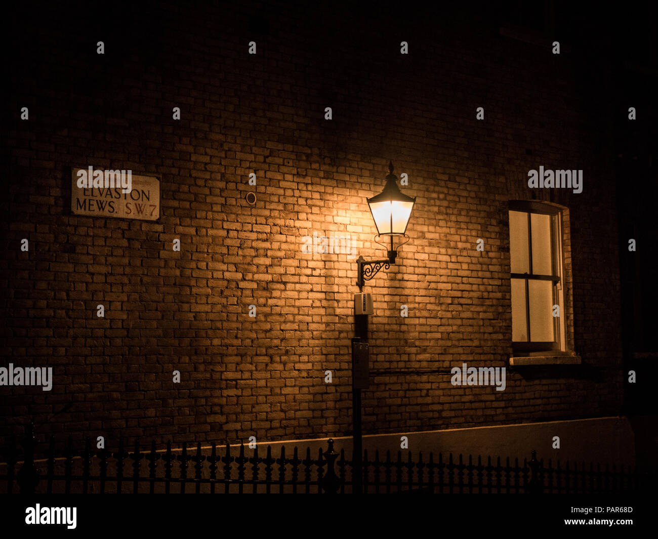 London night street scene Stock Photo - Alamy