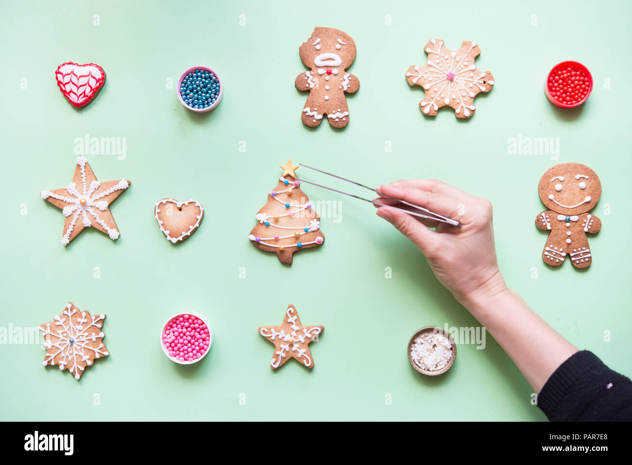 Hand cookies hi-res stock photography and images - Alamy