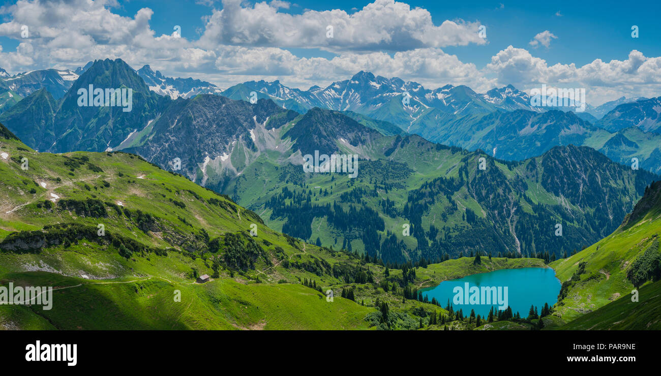Mountain panorama with lake Seealpsee, left behind the Höfats 2259m ...