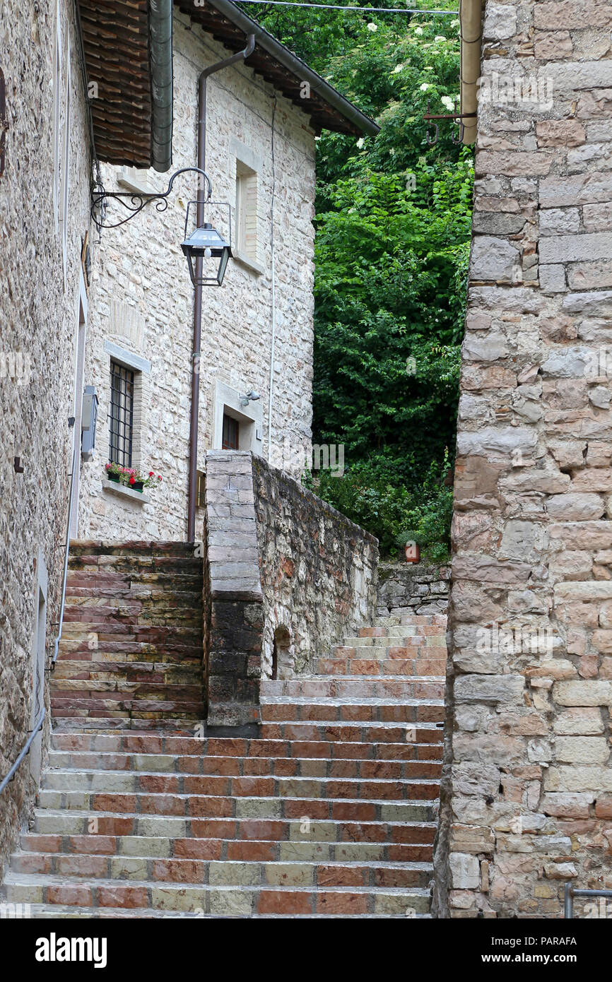Glimpse of Visso, beautiful village in the Province of Macerata - Italy ...
