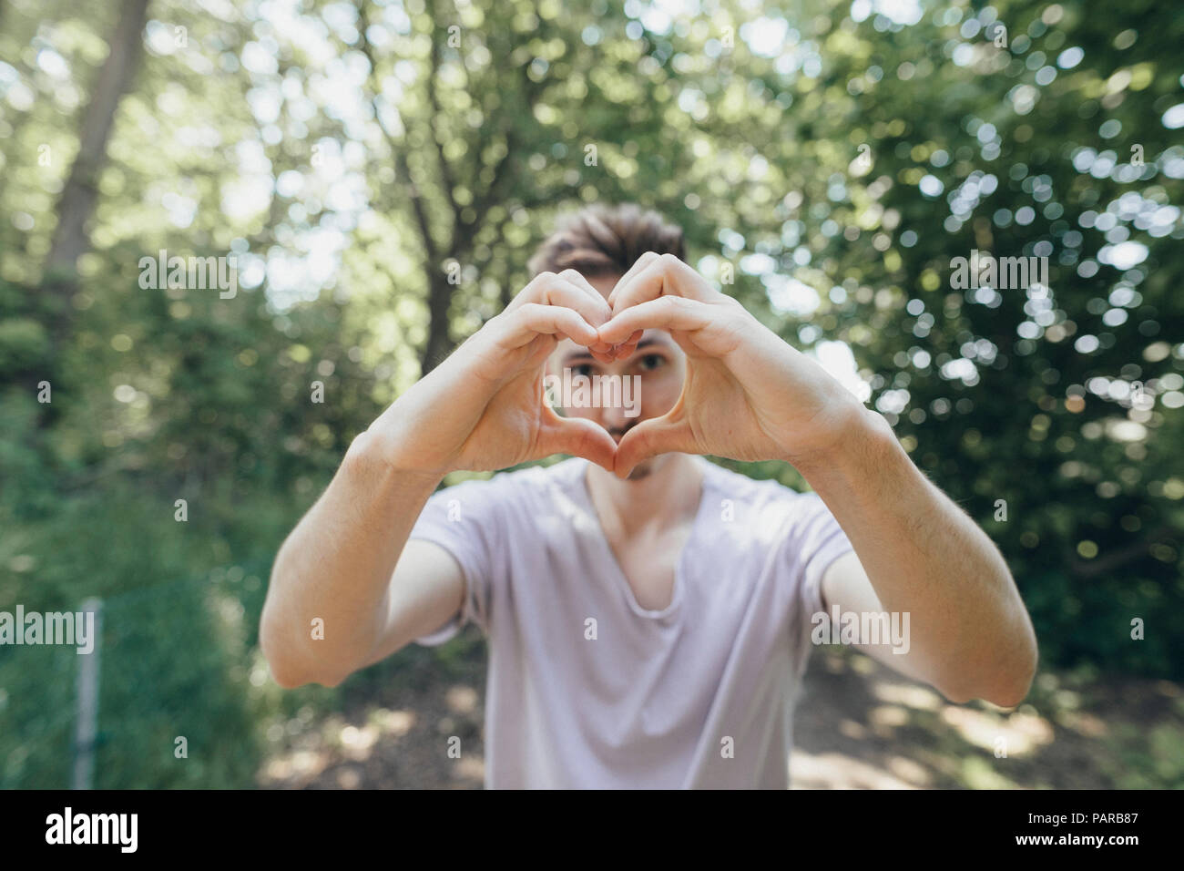 Gesture from the heart hi-res stock photography and images - Alamy