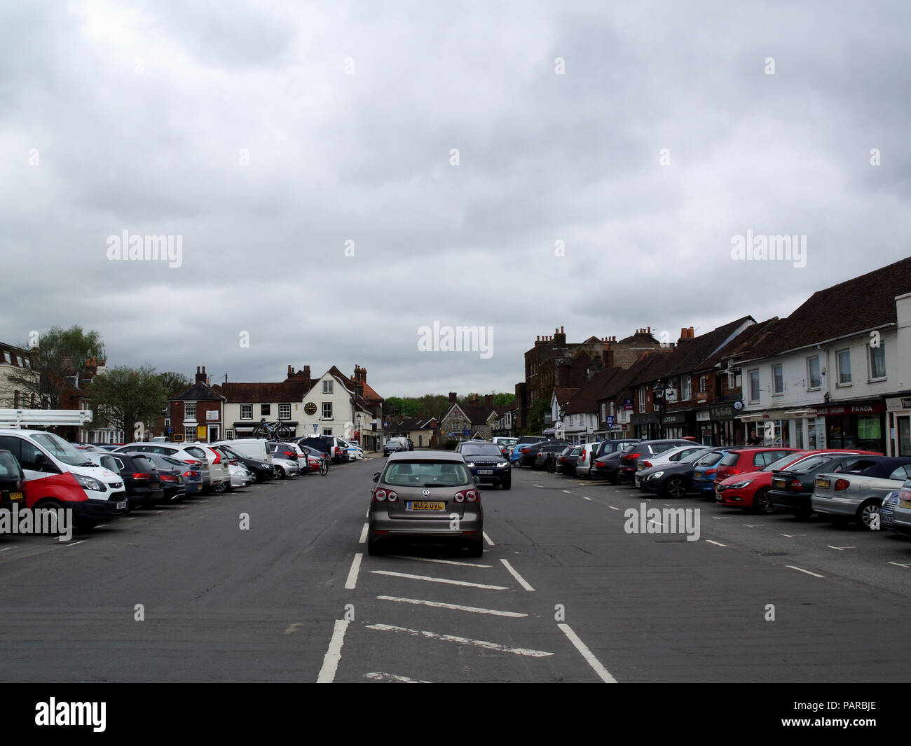 The village square in the traditional English village of Wickham ...