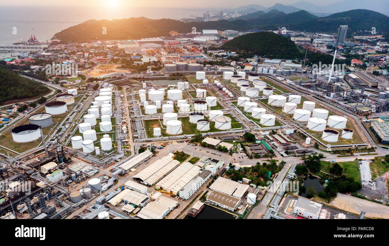 Aerial view chemical plant sunset hi-res stock photography and images ...