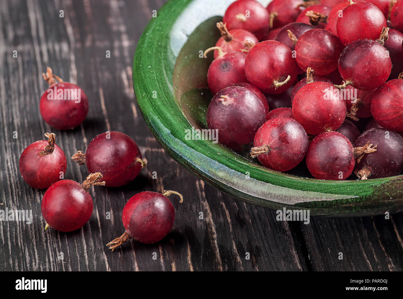 Red gooseberry hi-res stock photography and images - Alamy